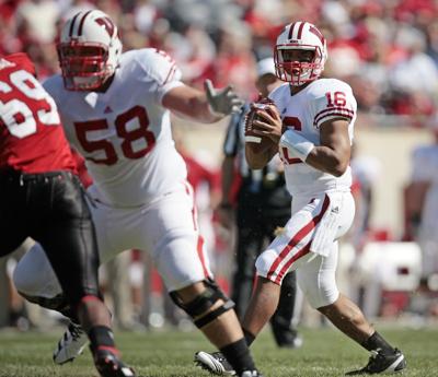 UW football: Wagner says jump to NFL is 'not in my mind at all'