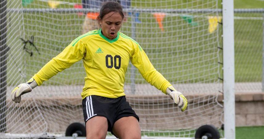 Prep girls soccer: Melia Moyer remembers, but isn't resting on, her ...