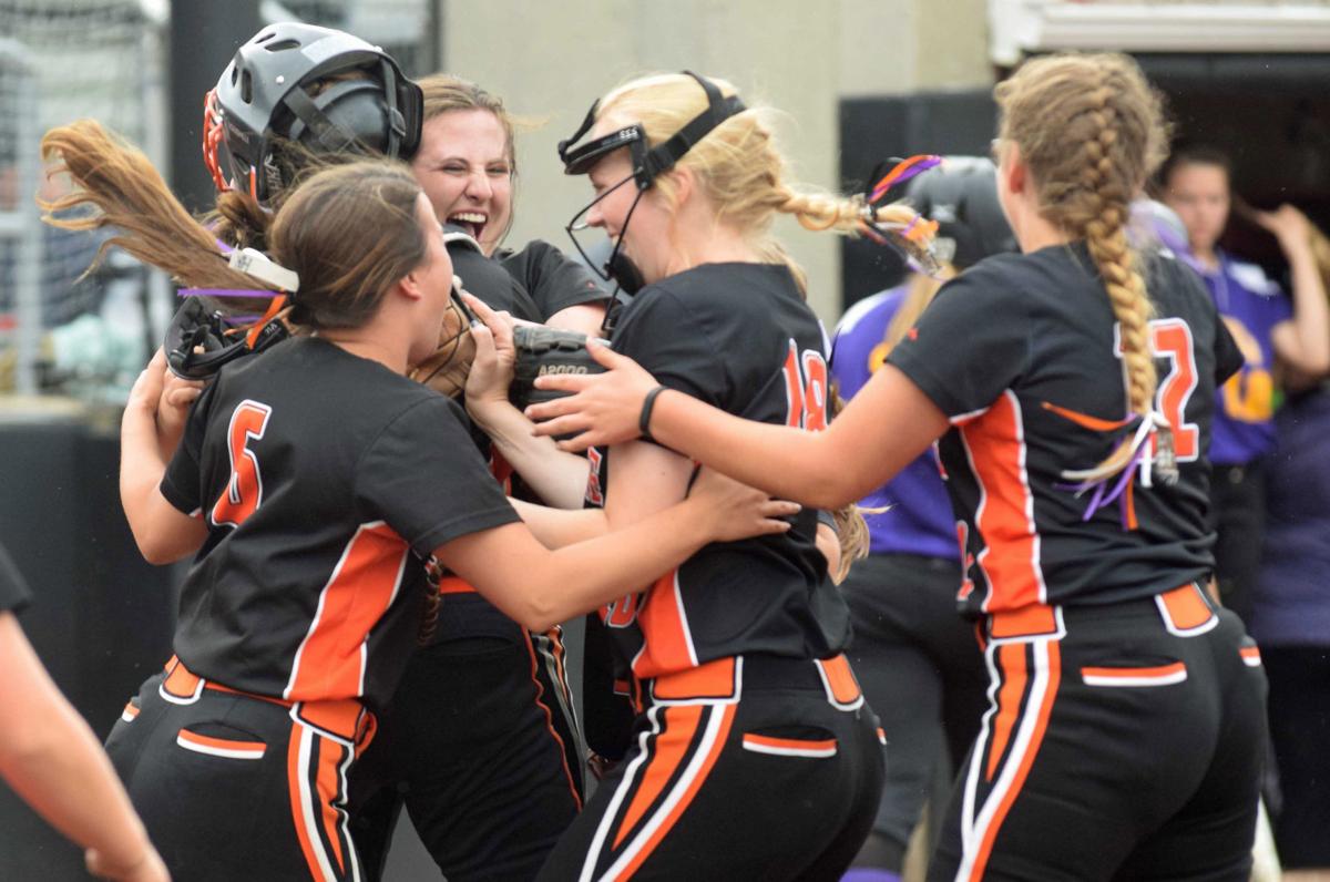 Poynette leads Division 3 in state softball rankings