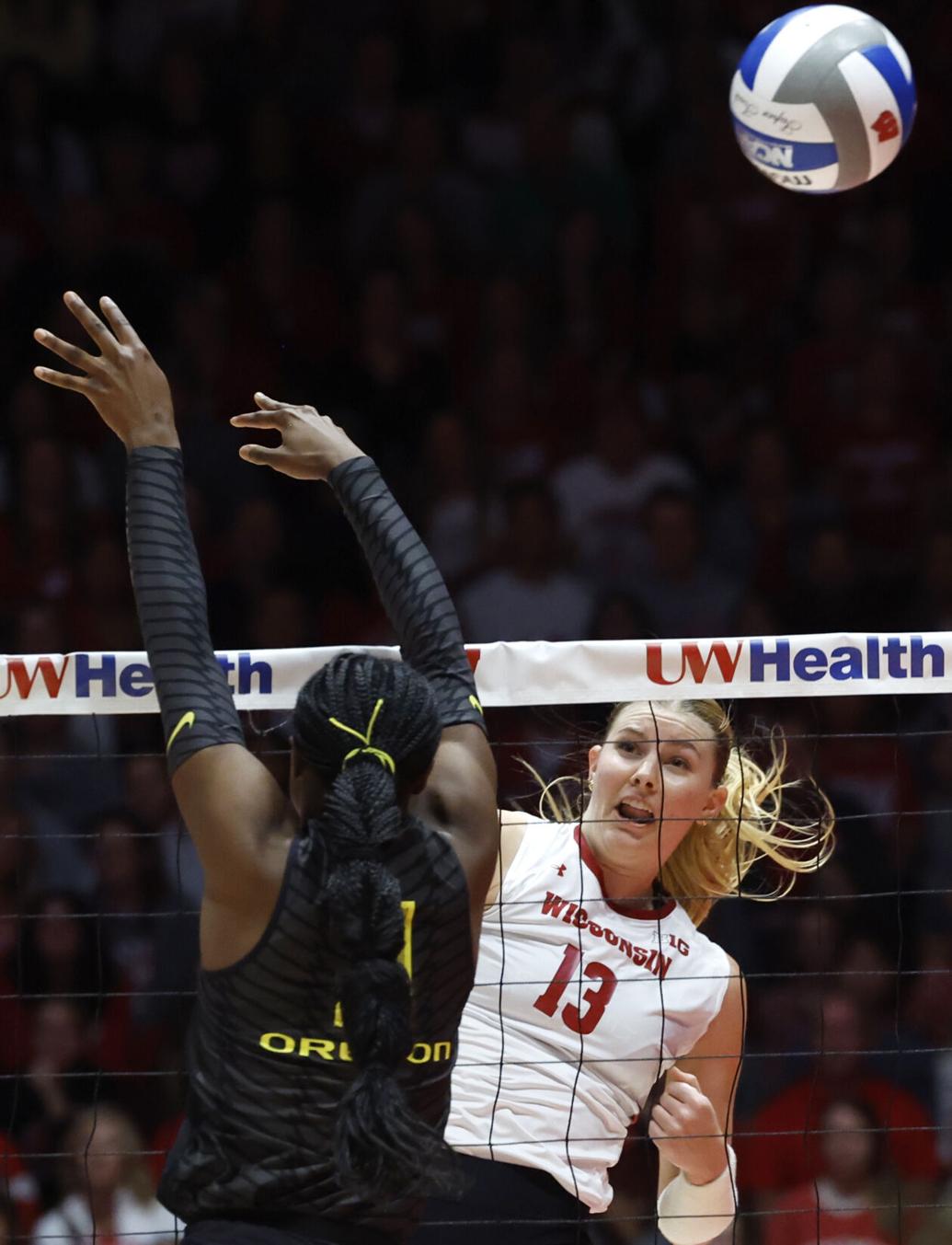 Wisconsin volleyball sweeps Purdue on national TV