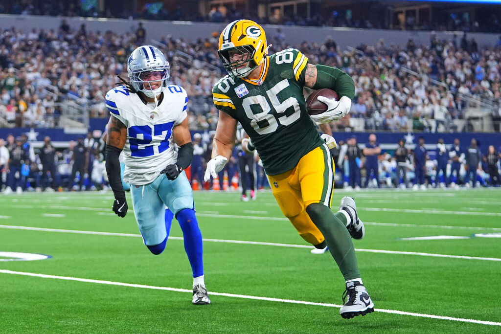Packers dealing with receiver injuries against Eagles