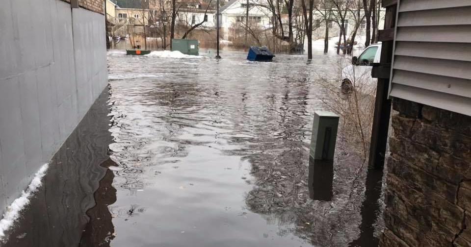 Record flooding in Lodi, dozens of highways closed by high water ...