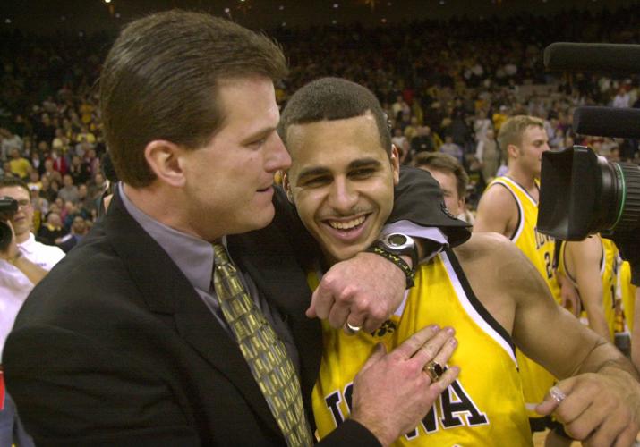 Badgers men's basketball: Wisconsin hires Illinois State's Dean Oliver ...