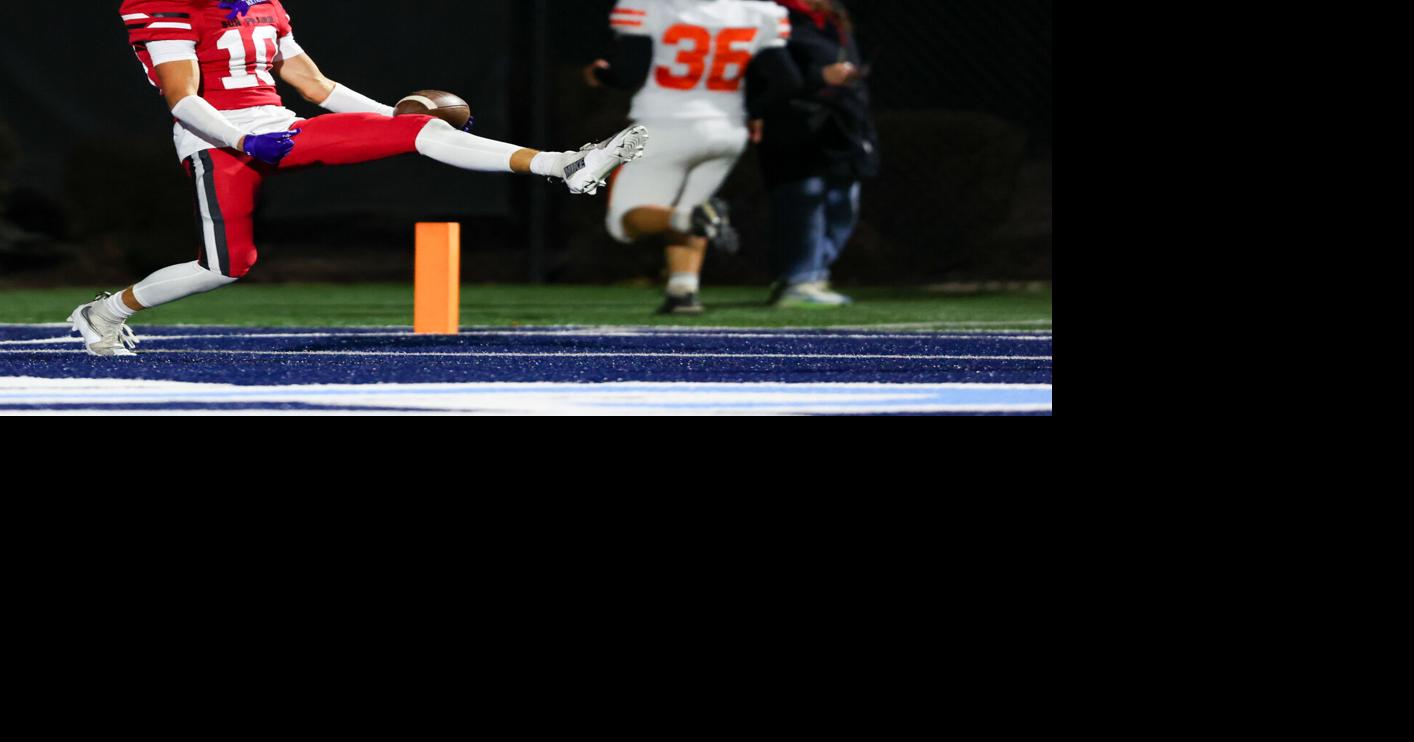 Photos: 2025 State Journal/WiscNews football All-Supernova defense in ...