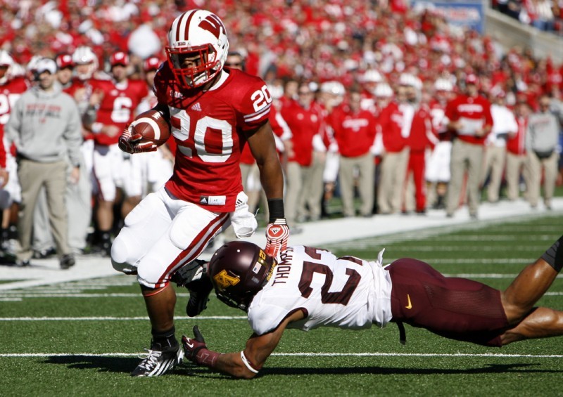 Badgers football: 'Barge' formation provides more possibilities for offense