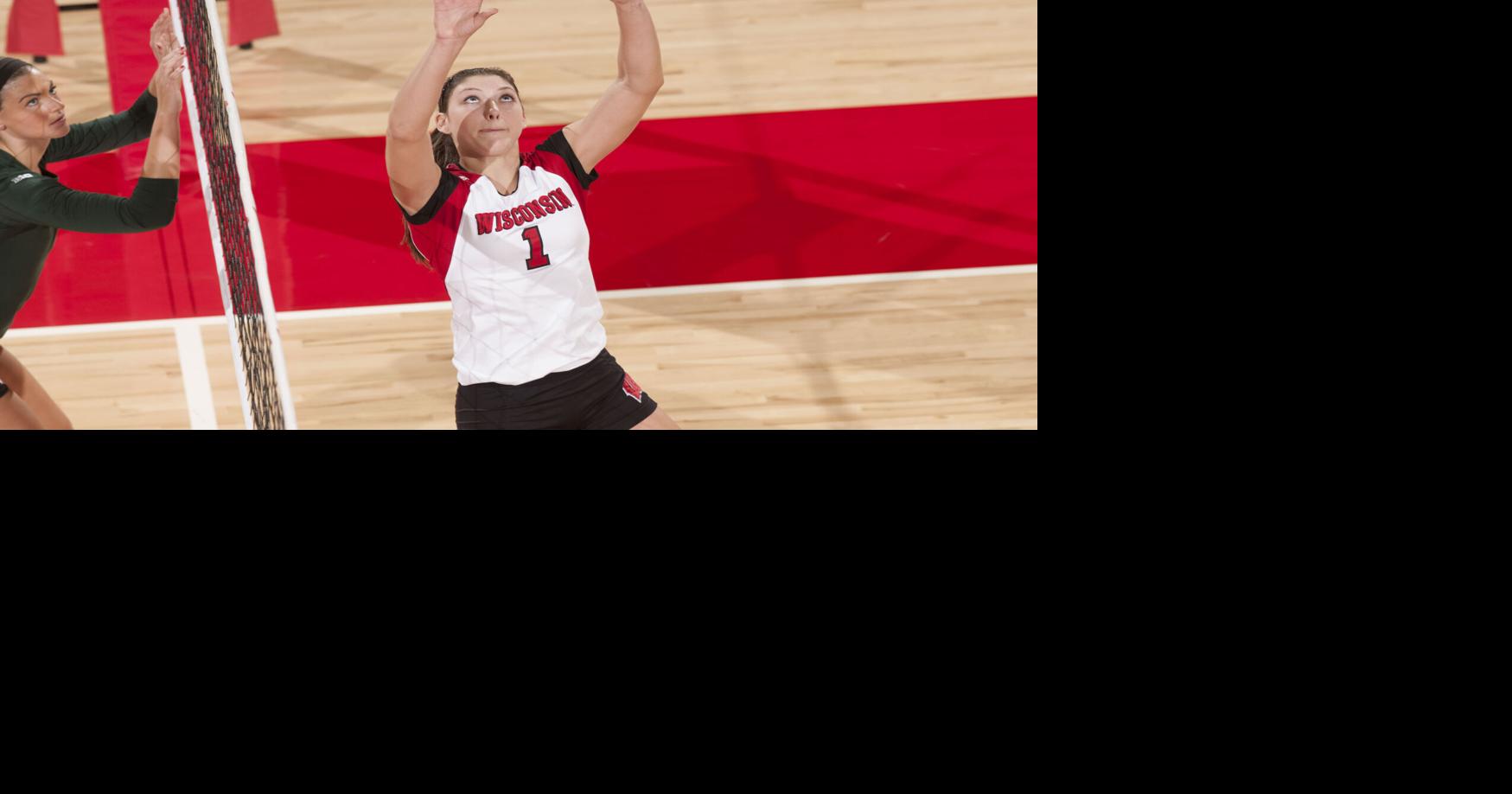 Lauren Carlini joins Wisconsin volleyball coaching staff