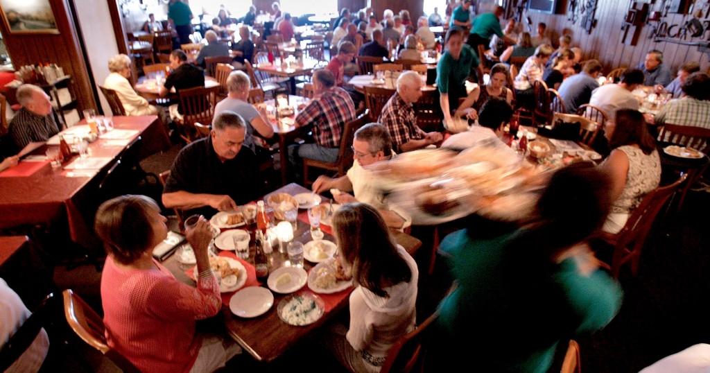Doug Moe: Great moments in Avenue Bar history