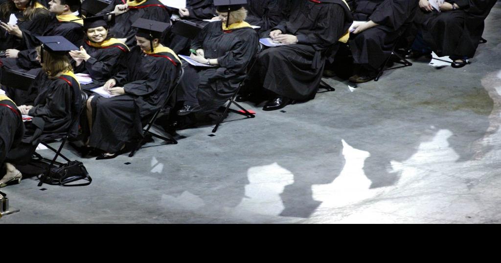 Infographic: University graduation rates