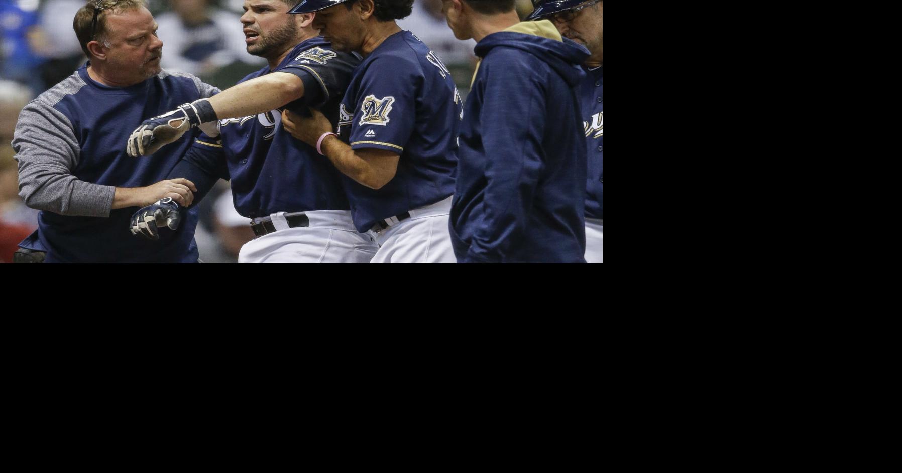Brewers: Ryan Braun, Manny Pina injured in shutout loss to Diamondbacks