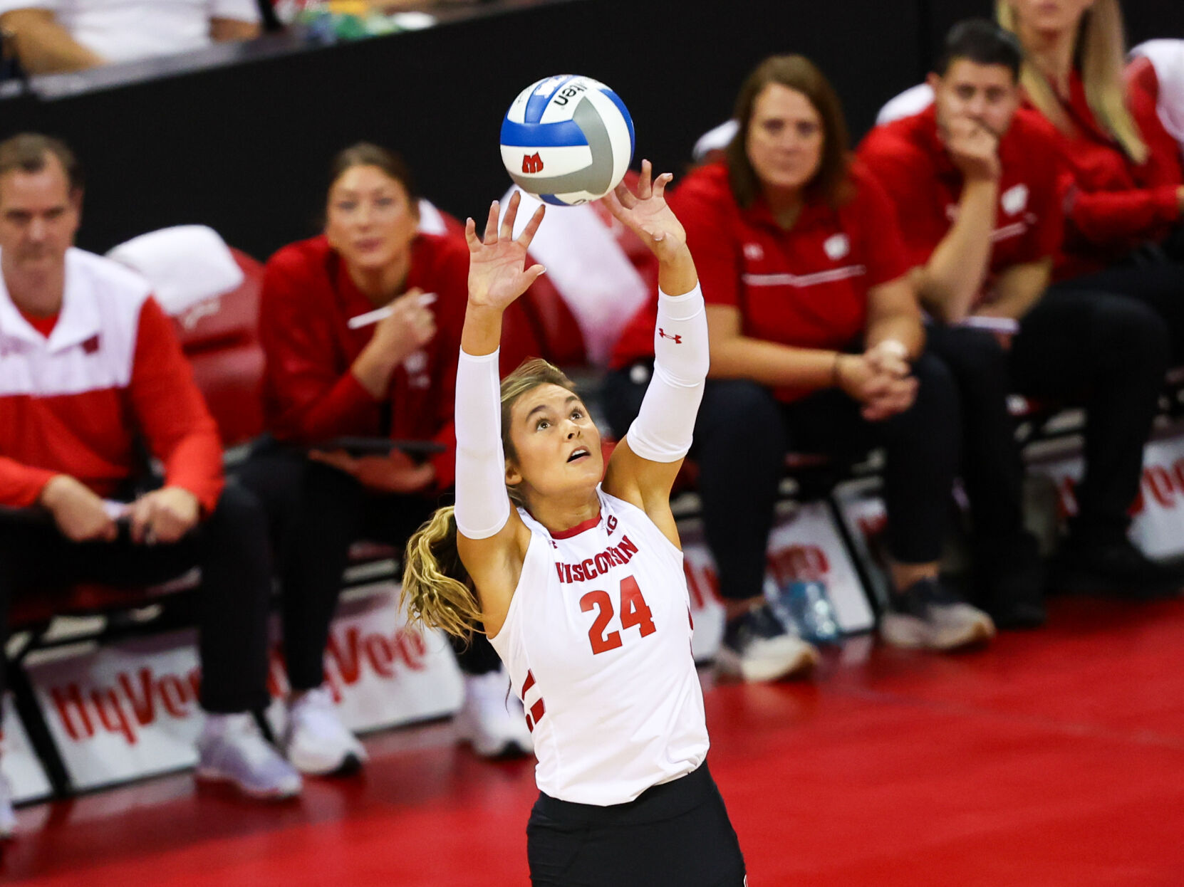 Wisconsin Badgers volleyball transfer portal tracker 2025-26