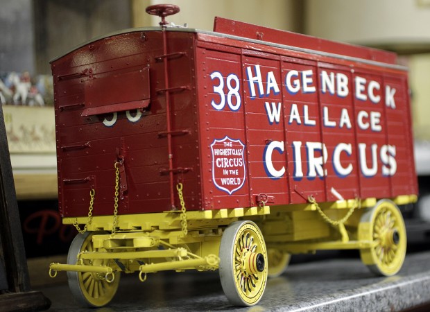 Model Circus Convention brings tiny big tops, wagons to Circus World Museum