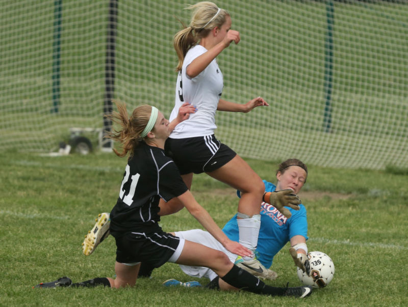 WIAA girls soccer: Caroline Keenan, Ellen Jesse give Middleton an edge ...