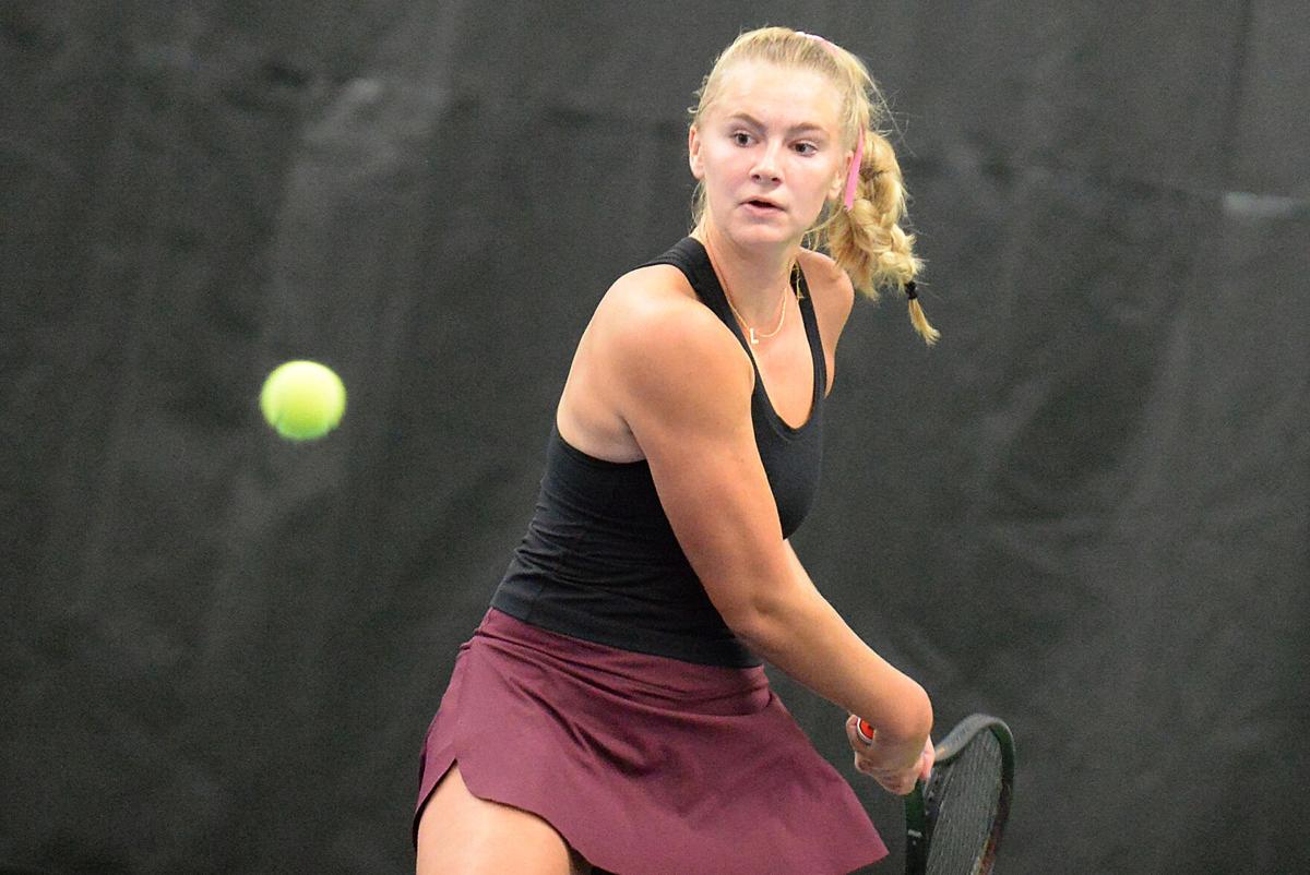 Wisconsin tennis champion Lily Olson commits to St. Thomas
