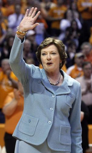 Book review: Pat Summitt shines when detailing early struggles in 'Sum ...