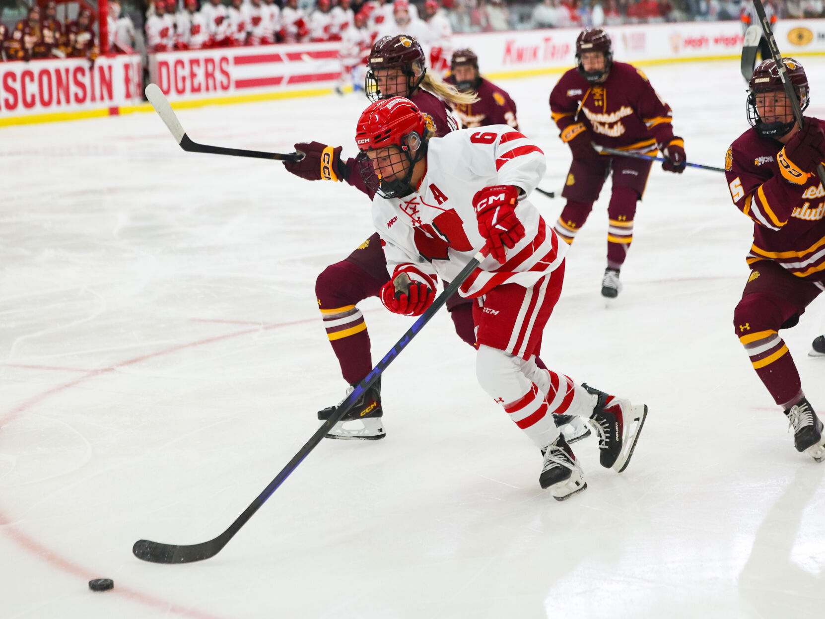 Wisconsin women's hockey rallies to beat St. Thomas in OT