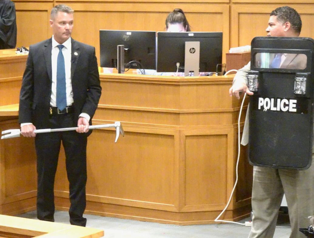Mishap with tool may have sparked shooting, agent testifies