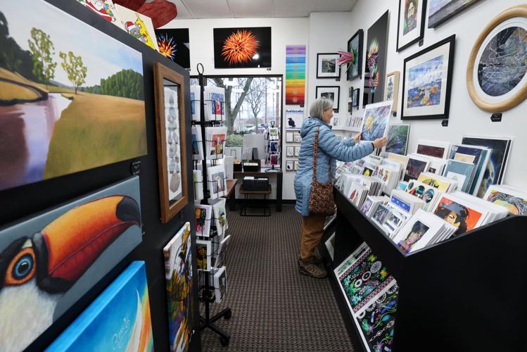 Madison Art Mart opens consignment shop on West Side