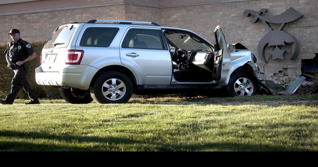 Police find heroin in car of man who crashed into Zor Shrine building