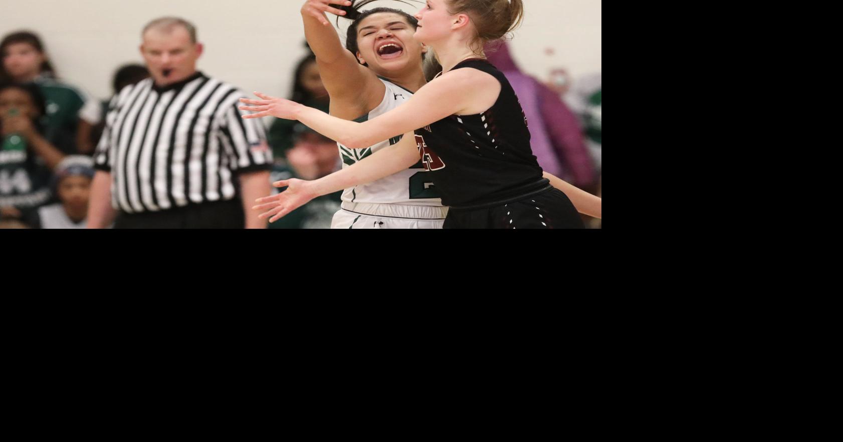 Evie Coleman leads Middleton to rout of Memorial in prep girls basketball