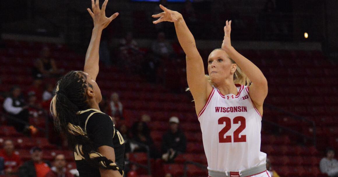 Photos: Wisconsin women's basketball opens season against Oakland