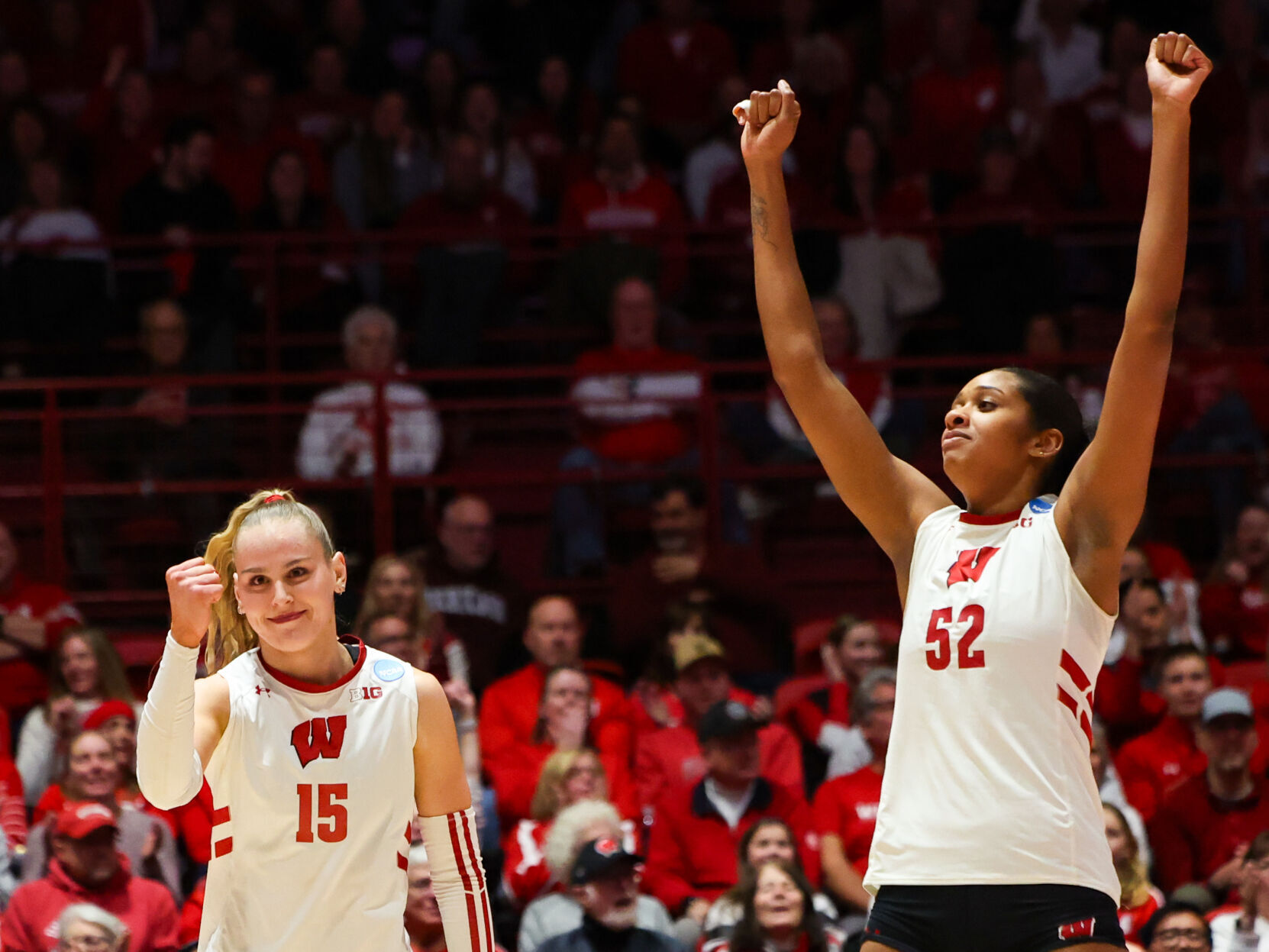 Wisconsin volleyball NCAA Tournament sweep: Score, analysis