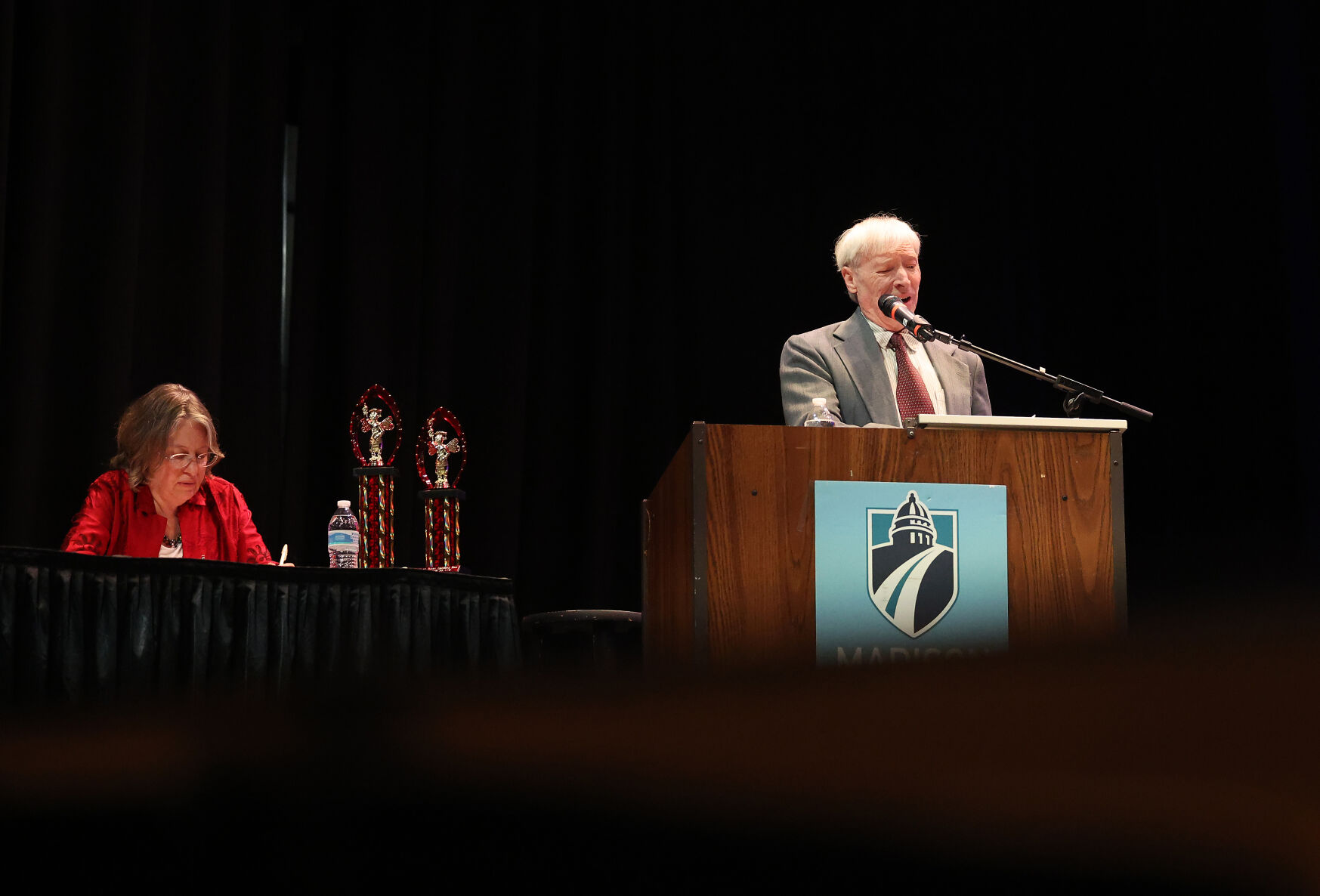 Wisconsin has two new top spellers in the state bee