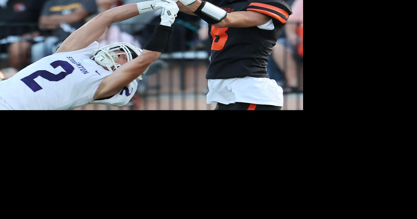 Rival Panthers, Vikings meet to kickoff season