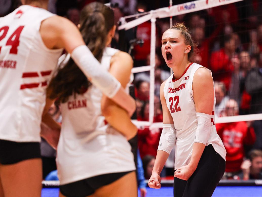 Devyn Robinson, Anna Smrek, Caroline Crawford get drafted