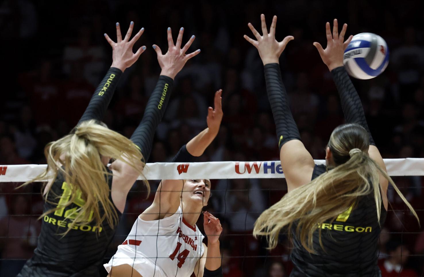 Wisconsin volleyball sweeps Purdue on national TV