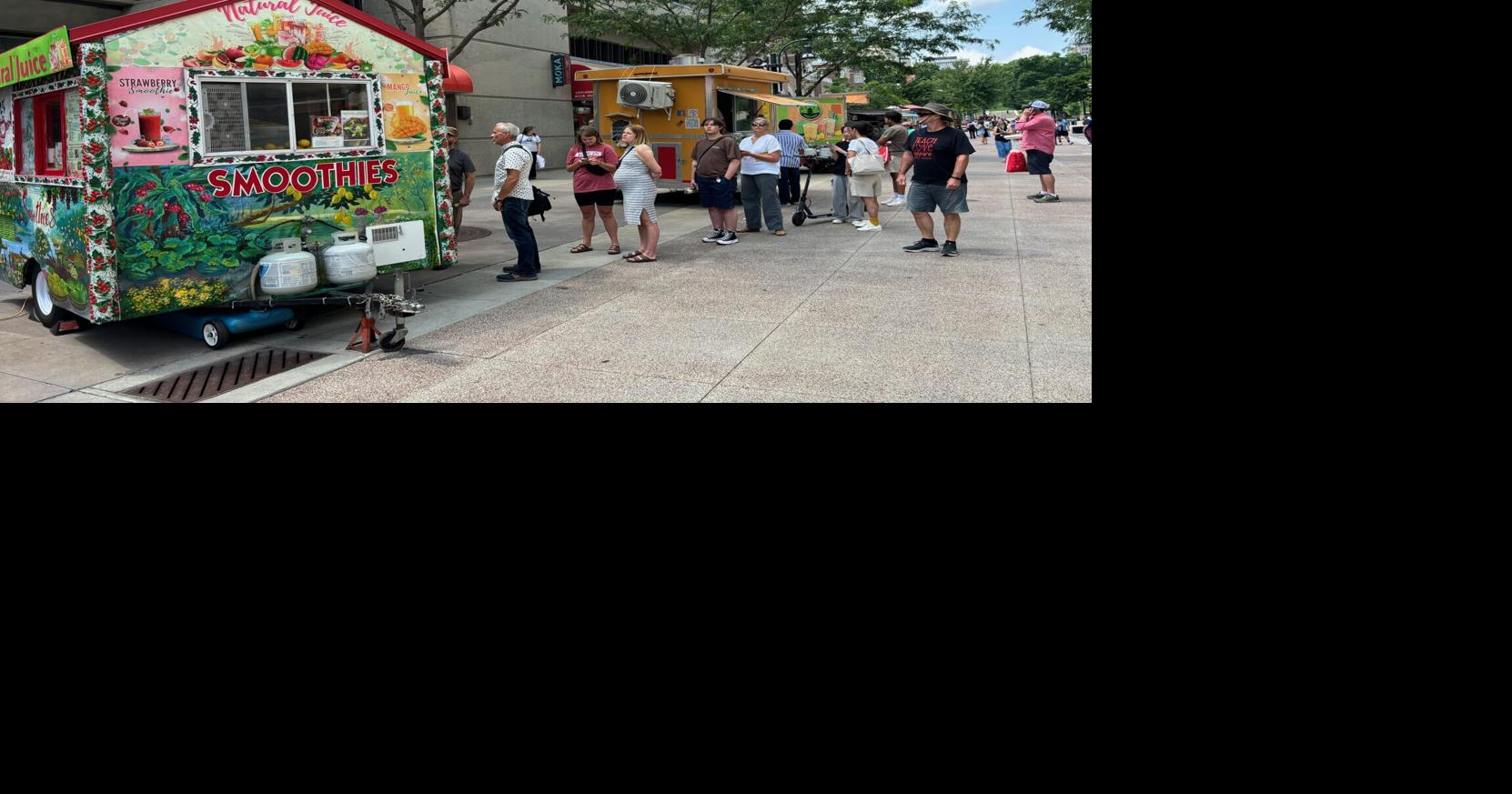 30 volunteers wanted to review Madison food carts
