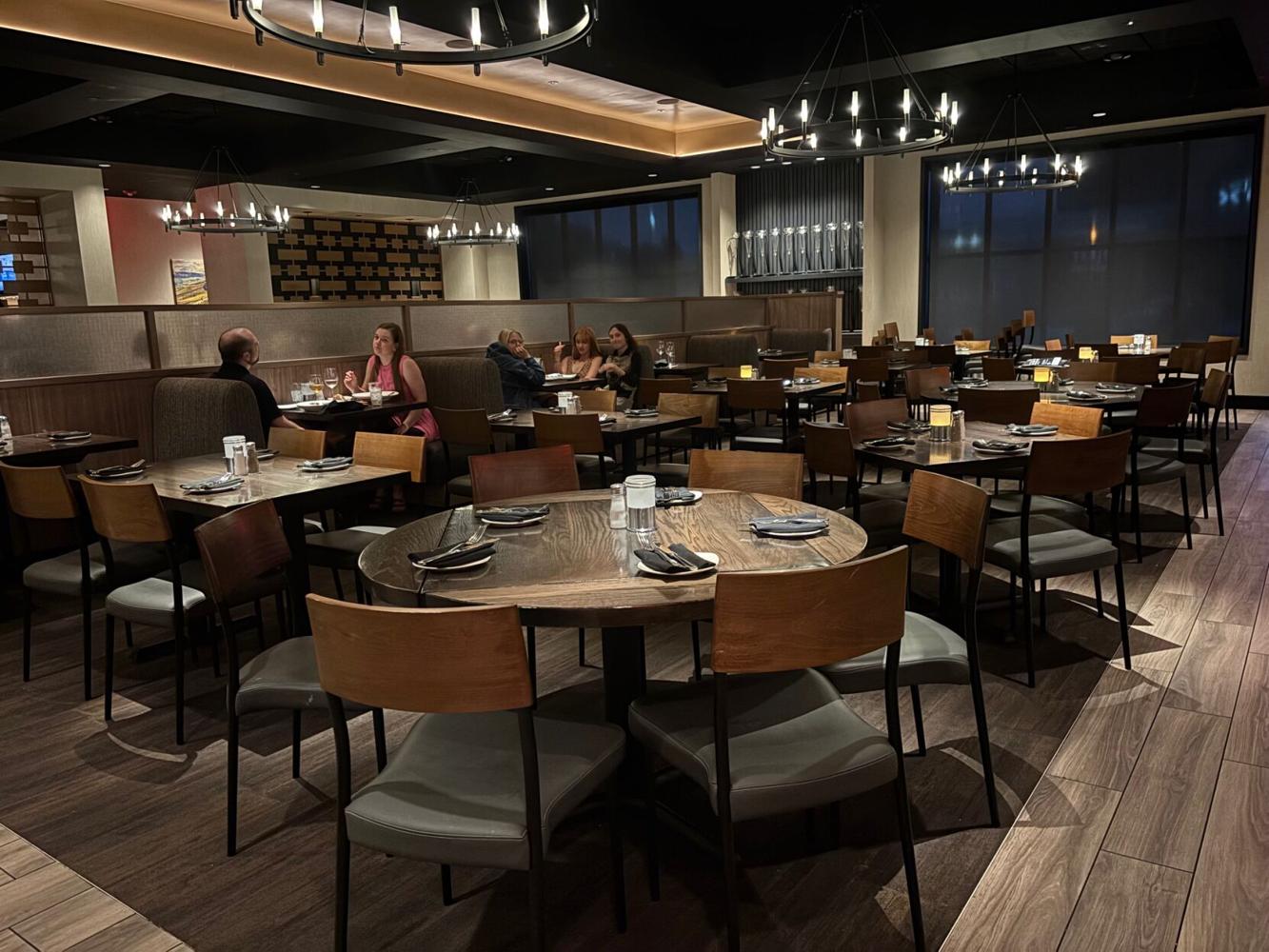 Restaurant review: Cooper’s Hawk does a lot that impresses