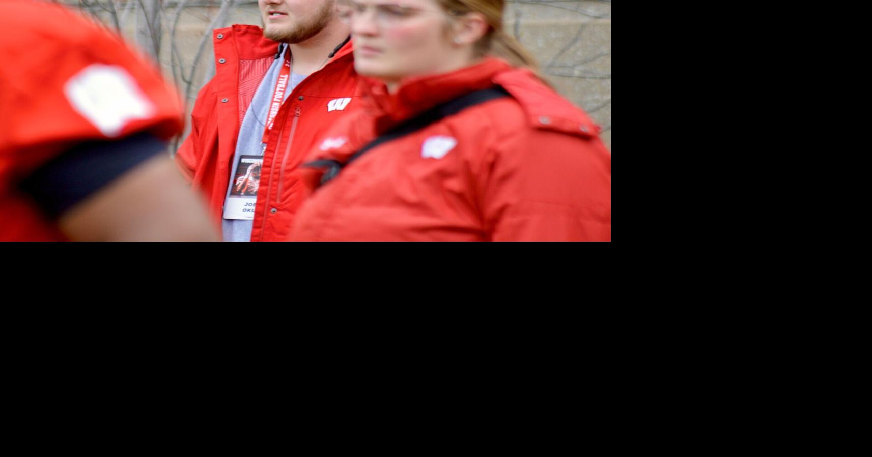 Joey Okla transfers to Wisconsin football