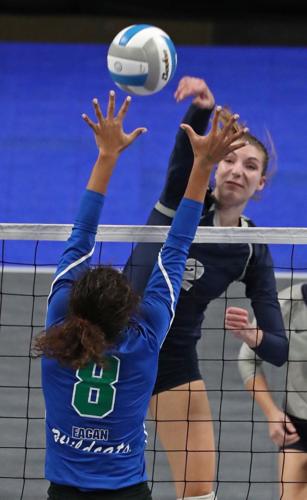 Badgers Volleyball Setter To Be Sydney Hilley Learning From