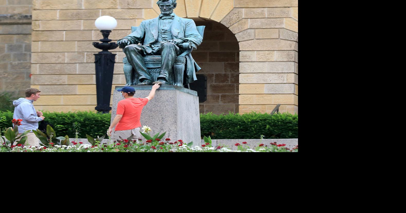 UW-Madison students call for removal of Abraham Lincoln statue on ...