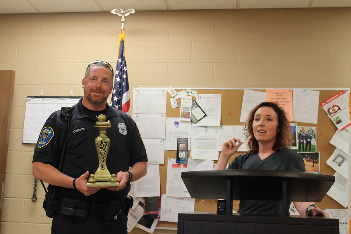 Beaver Dam police officer awarded for the most duckling saves