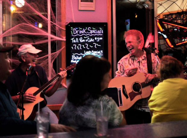 Doug Moe: Bopping with Those Weasels