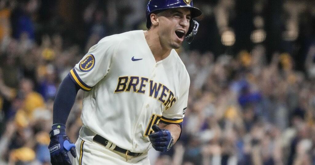Brewers trade Adrian Houser and Tyrone Taylor to the Mets