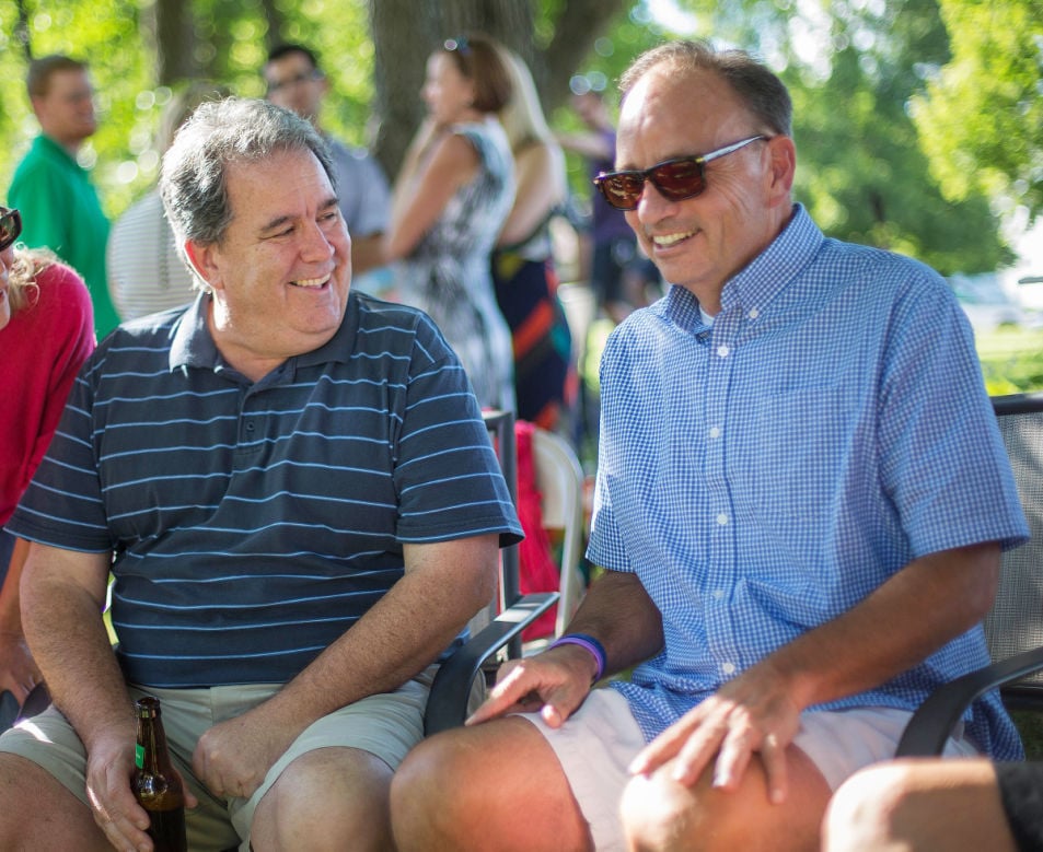 'Generous' and 'genuine': State Journal sportswriter Tom Mulhern dies at 56