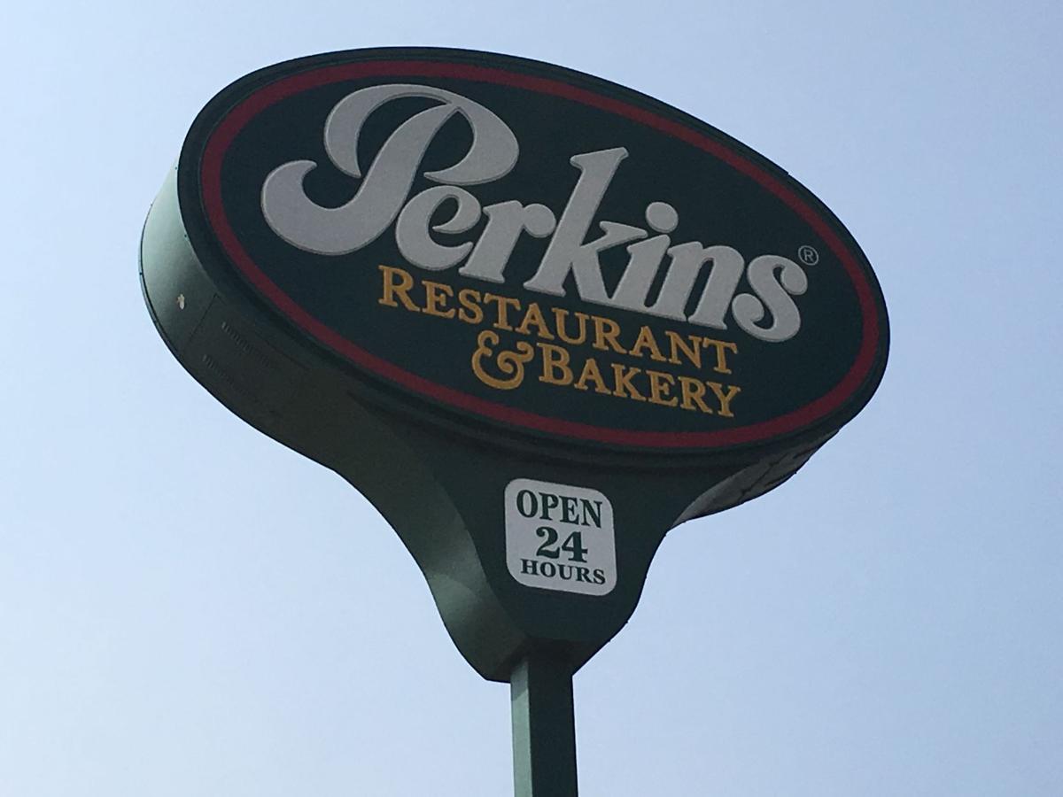 Perkins Restaurant on University Avenue closes after 40 years