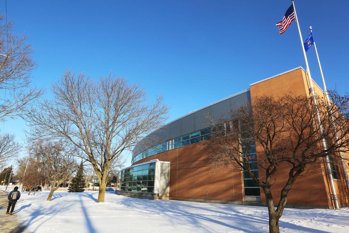 Wright Middle School seeks to give up its charter school status