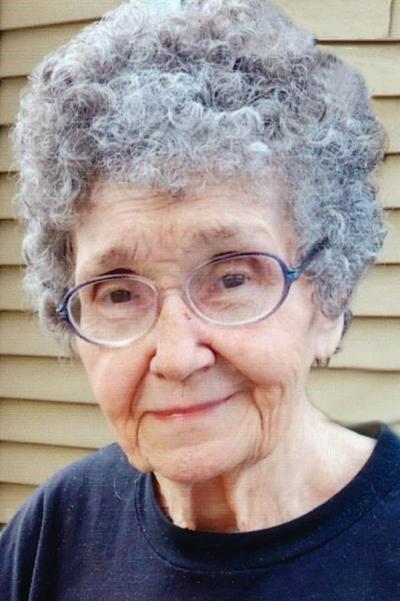 Kicmol, Marion Hilda "Mert" (Weger)
