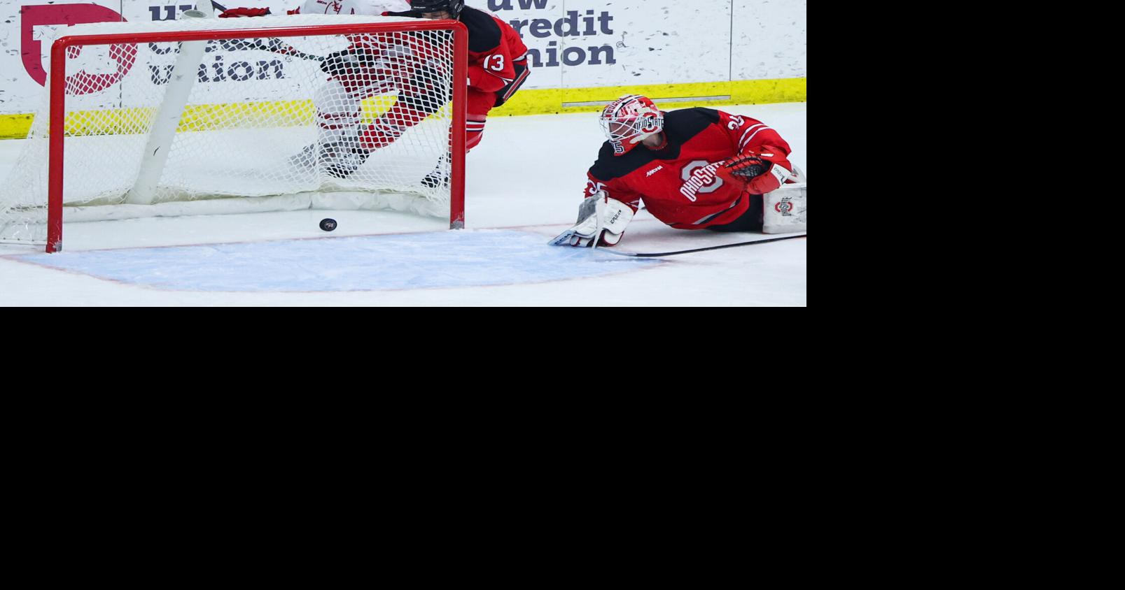 No. 1 Wisconsin women's hockey crushes No. 2 Ohio State