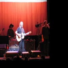 Doug Moe: A Madison connection to Willie Nelson, and to the game of golf