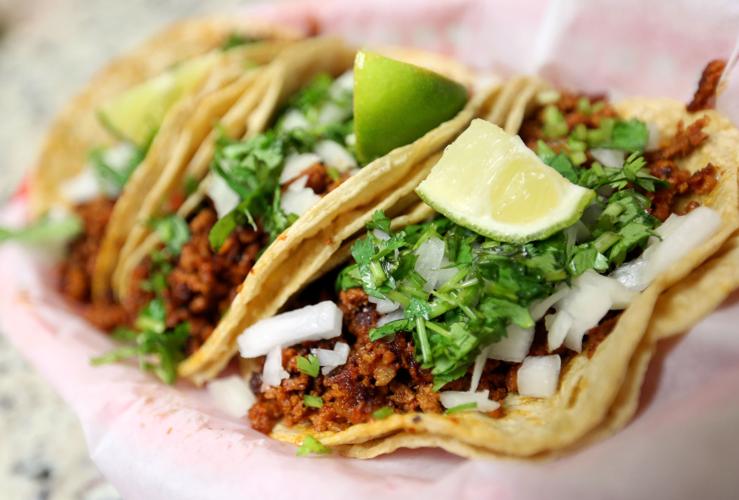 Let's Eat: Abarrotes El Primo in Sun Prairie offers lessons in ...