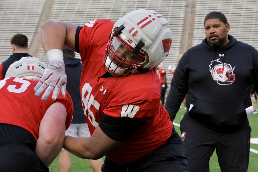 3-star OL Maddox Cochrane commits to Wisconsin