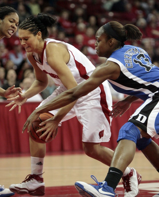 UW women's basketball: In her second year, Wurtz is becoming an all ...