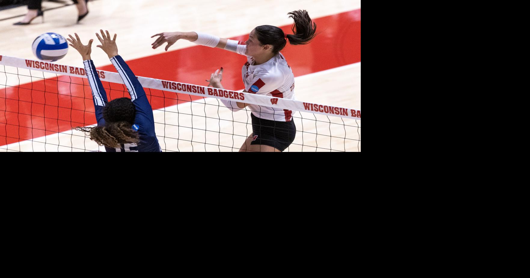 11202023 Badger volleyball SKM 14-11302023212214.jpg