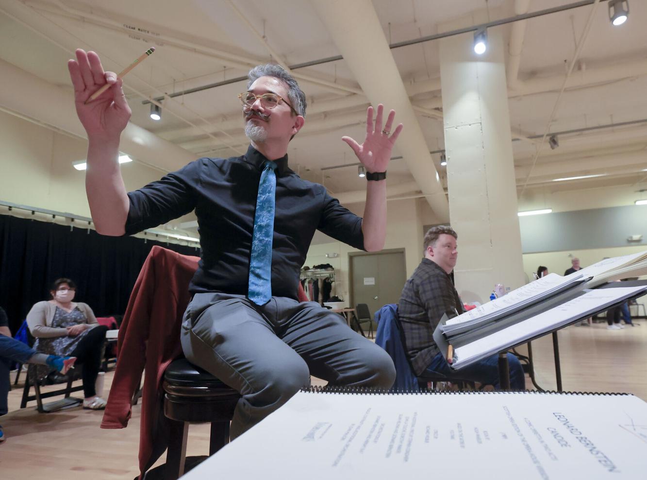 Teacher Anthony Cao plays dueling pianos -- and loves opera
