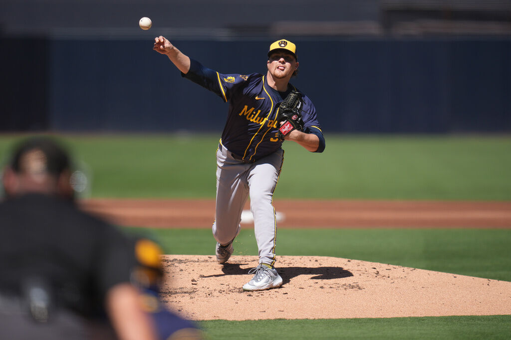 Milwaukee Brewers beat Padres, move magic number to one