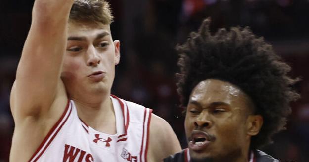 The latest on Wisconsin guard Connor Essegian's injury